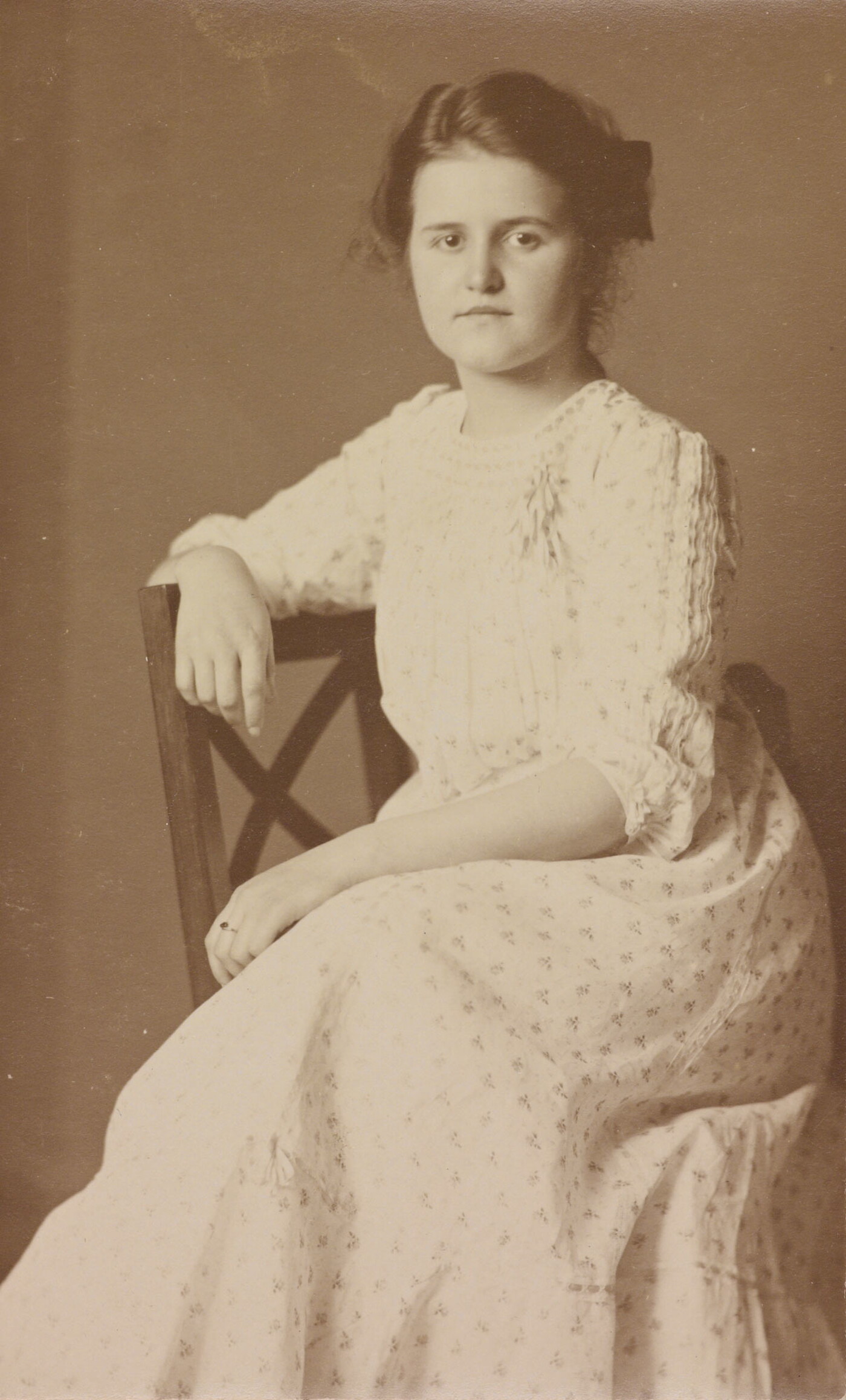 [Portrait of Clara Sipprell sitting in a chair] | Amon Carter Museum of ...