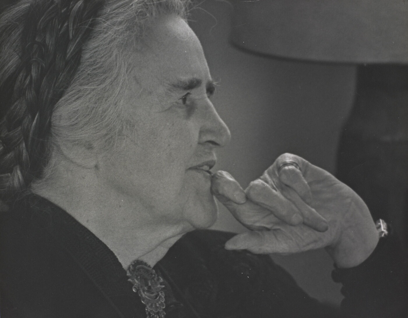 [Clara Sipprell in profile] | Amon Carter Museum of American Art