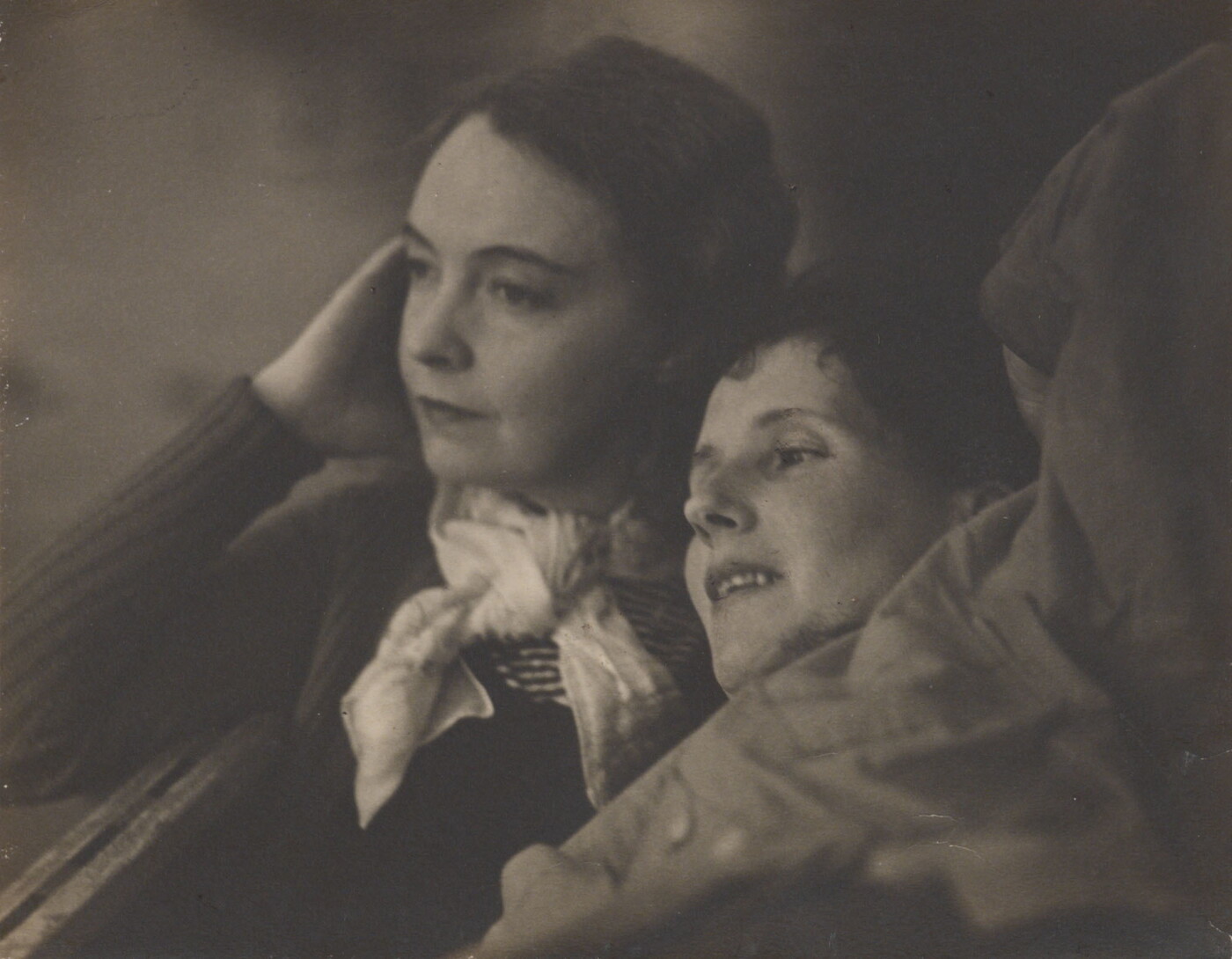 [Portrait of Nell Dorr with Lillian Gish] | Amon Carter Museum of ...