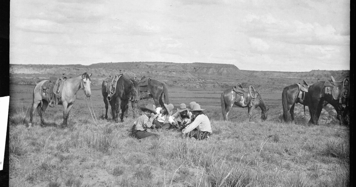 Some LS cowpunchers (Zack T. Burkett on left) taking time out for a ...