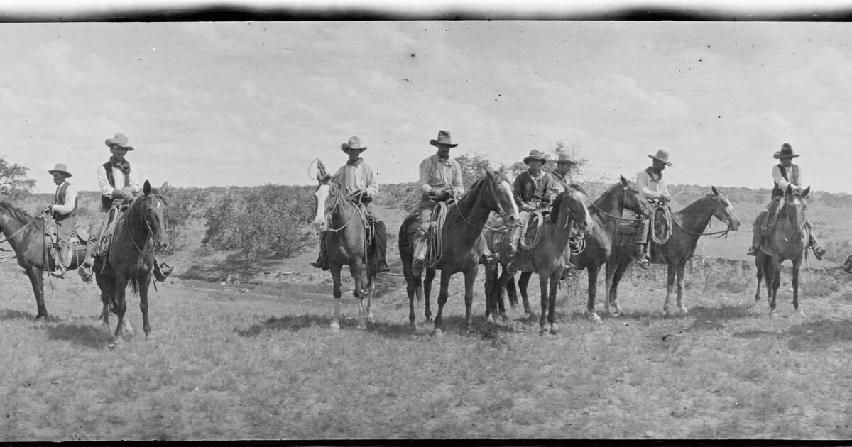 Some LS cowboys mounted and ready for work. LS Ranch, Texas. | Amon ...