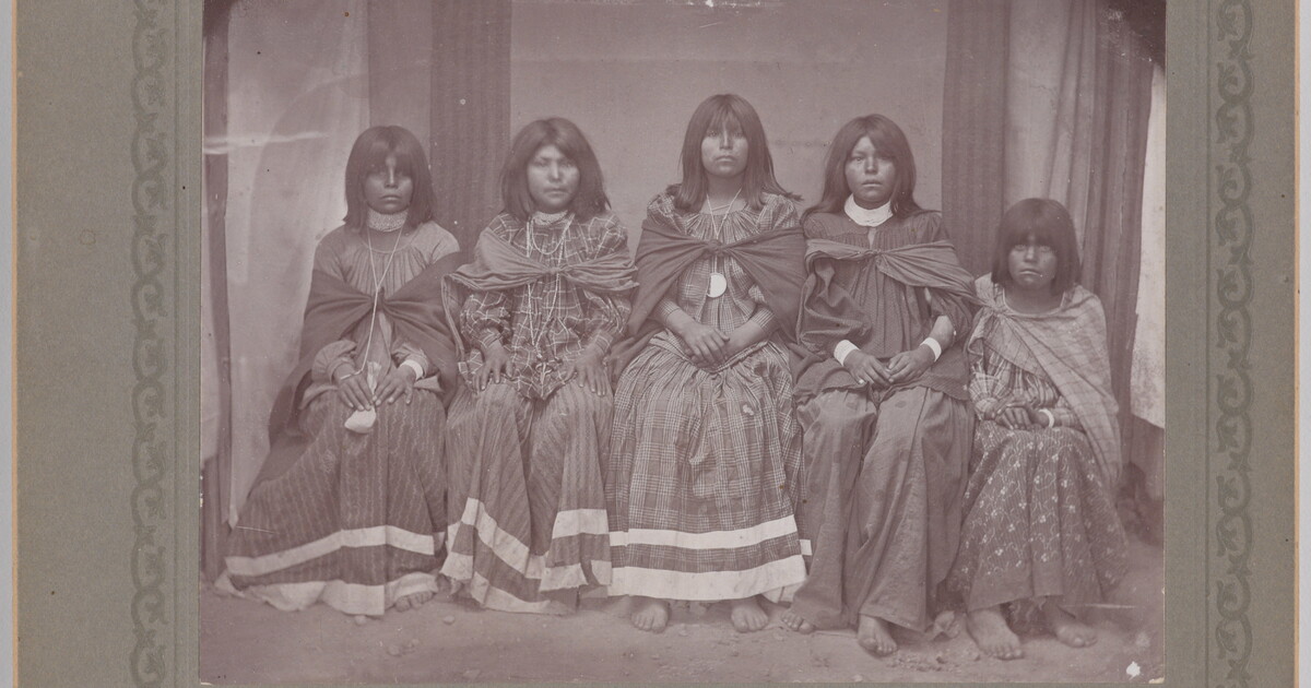 [Portrait of five young Apache women] | Amon Carter Museum of American Art
