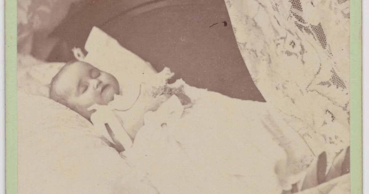 post mortem child birth