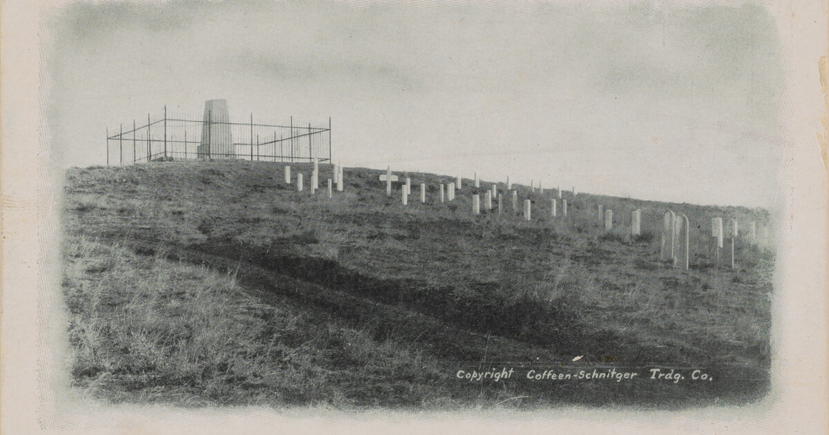 Monument, Custer Battlefield, Cross Marks Spot Where General Custer ...