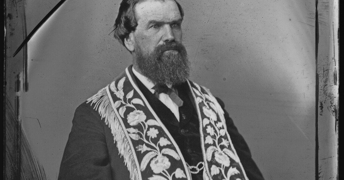 [Seated man in fraternal lodge collar] | Amon Carter Museum of American Art