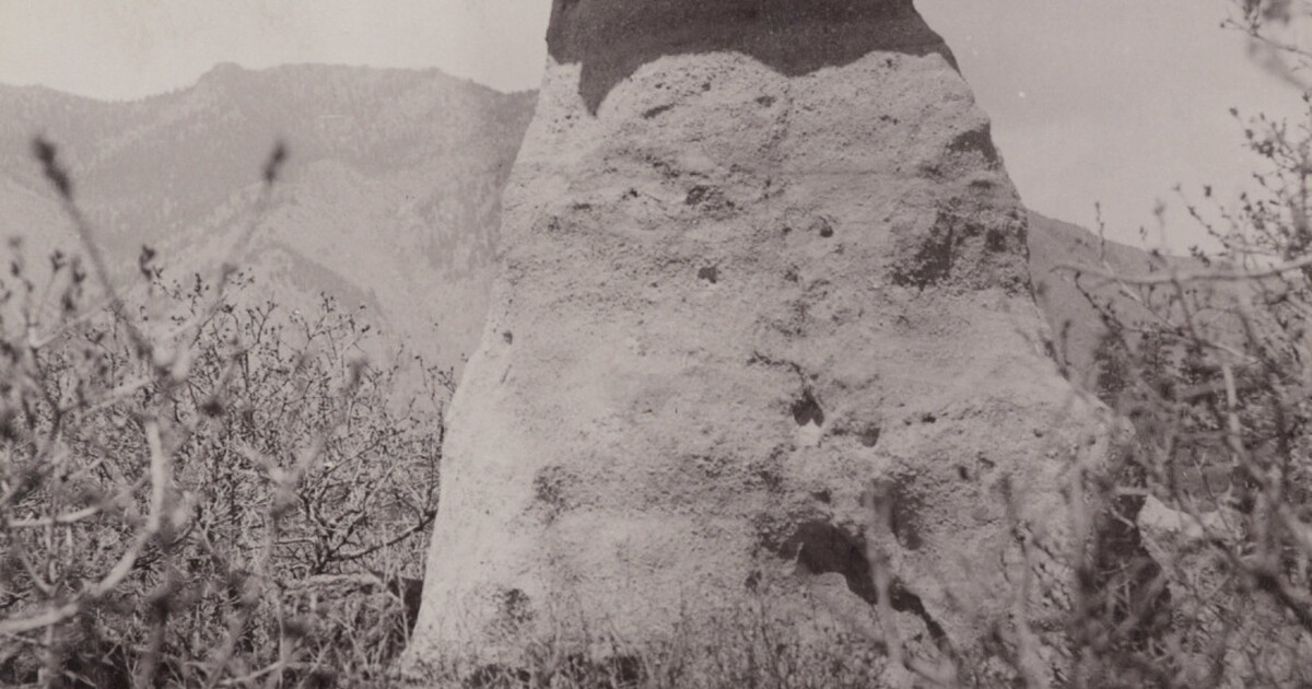 No. 382. Volcan's Anvil Monument Park. D. & R.G.R.R. | Amon Carter ...