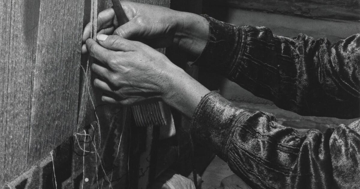 Hands of Daisy Taugelchee | Amon Carter Museum of American Art