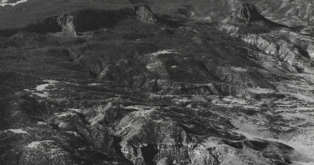 Tsoodzil (Mount Taylor) Sacred Mountain of the South | Amon Carter ...