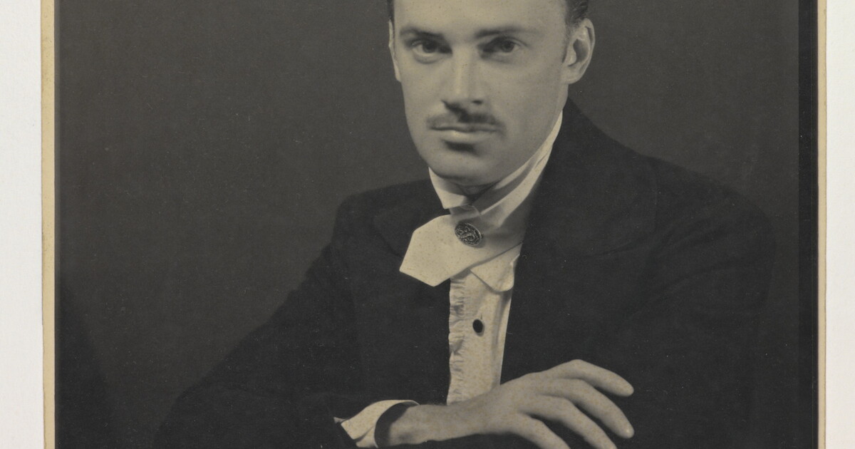 [Raymond Hackett in "Camille"] | Amon Carter Museum of American Art