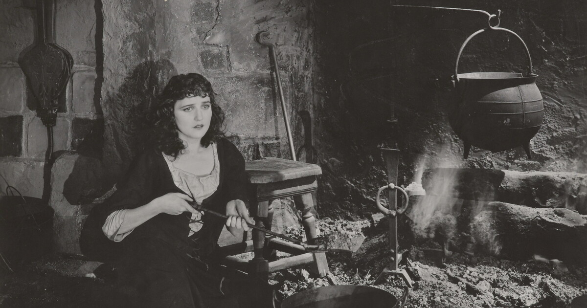 [Agnes Ayres in Cinderella sequence, "Forbidden Fruit"] | Amon Carter ...