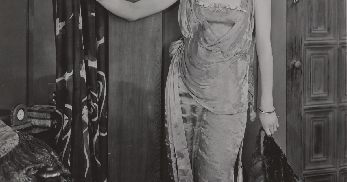 [Agnes Ayres in formal attire, "Forbidden Fruit"] | Amon Carter Museum ...