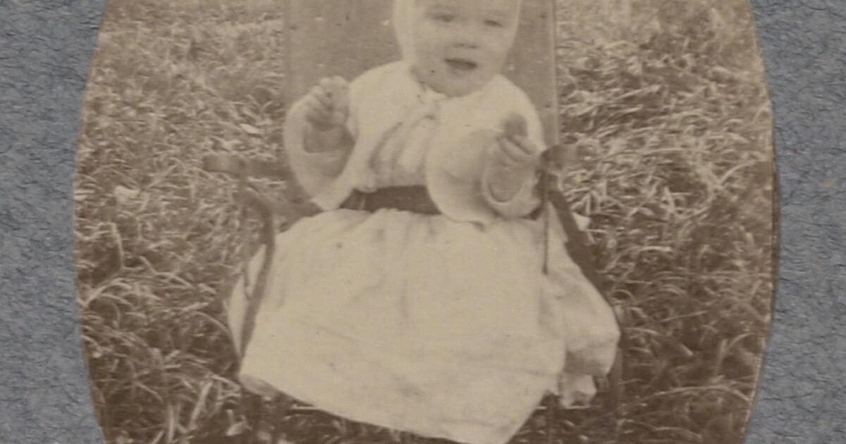 [Toddler in a stroller] | Amon Carter Museum of American Art