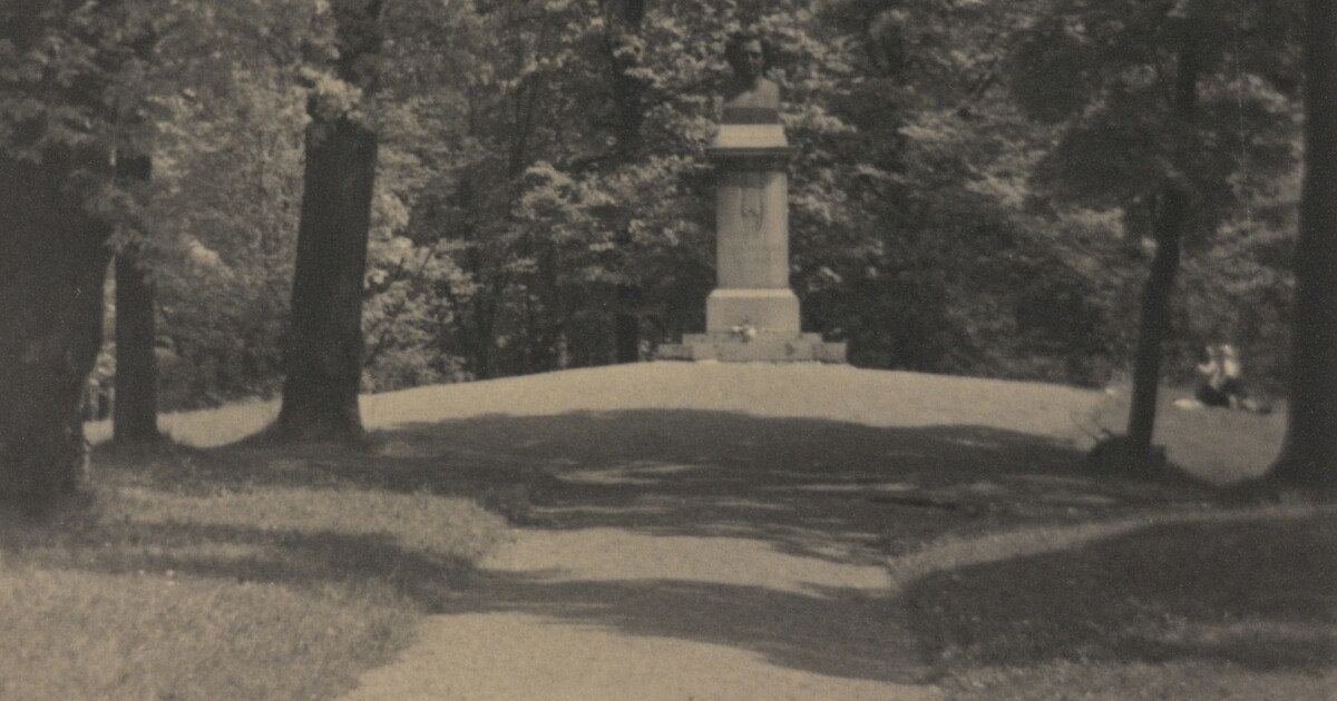 Statue of Bellman at Djurgarden | Amon Carter Museum of American Art