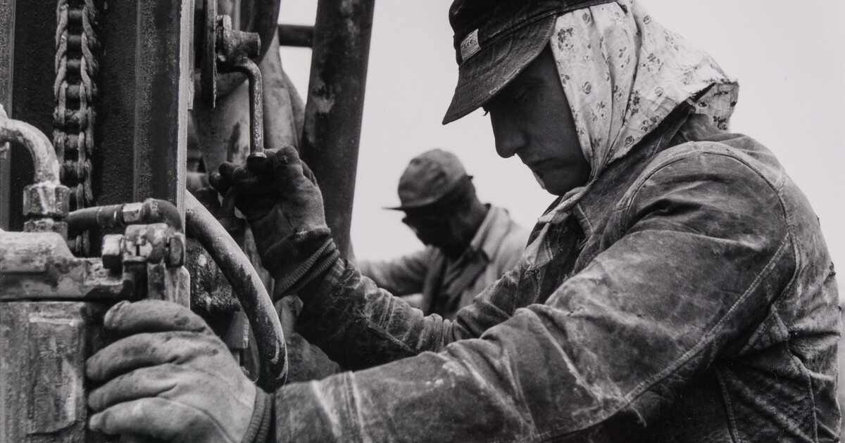 Construction of 18-inch Pipe Line for Humble Pipe Line Co. near Big ...