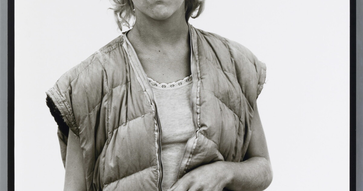 Debbie McClendon, carney, Thermopolis, Wyoming, 7/29/81 | Amon Carter ...