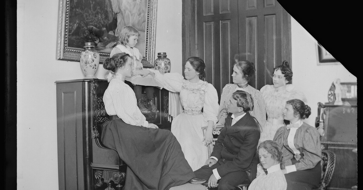 Albert and Girlfriends at Piano in Parlor | Amon Carter Museum of ...