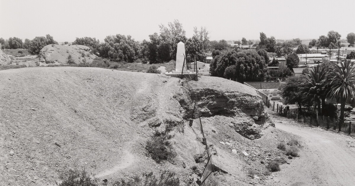 [Monument no. 207 looking east-northeast, west of Andrade, California ...