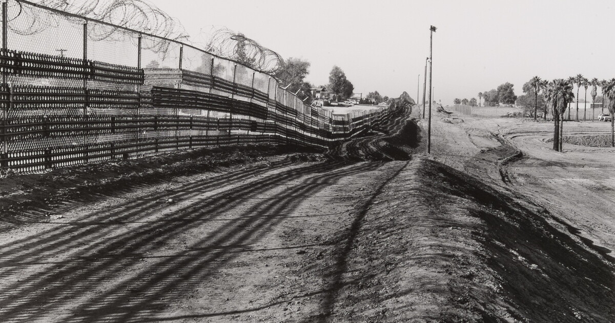 ["Impenetrable" fence along the border] | Amon Carter Museum of ...