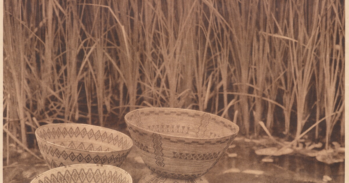 Rattlesnake Design in Yokuts Basketry | Amon Carter Museum of American Art